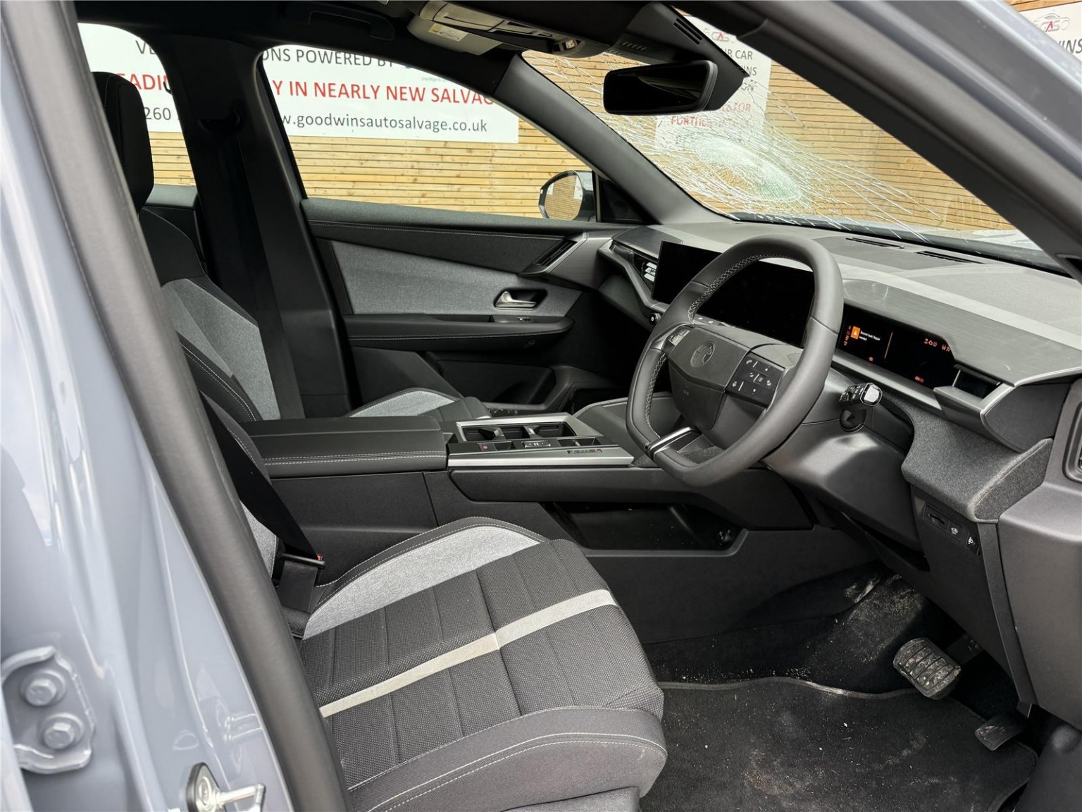 Used VAUXHALL GRANDLAND in Macclesfield, Cheshire | Goodwins Auto ...