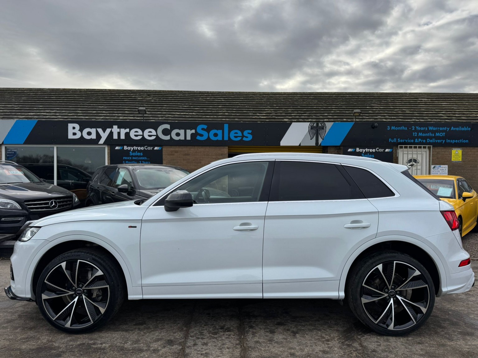 Used AUDI Q5 2020 White for sale - £25995 in Spalding, Lincolnshire ...